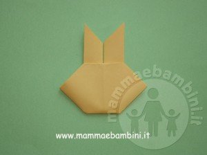 Coniglio con tecnica origami - Mamma e Bambini