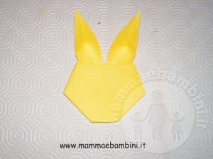 Coniglio con la tecnica origami - Mamma e Bambini