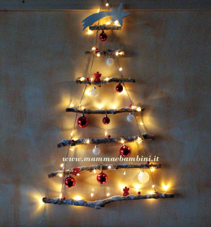 Albero natalizio con rami - Mamma e Bambini