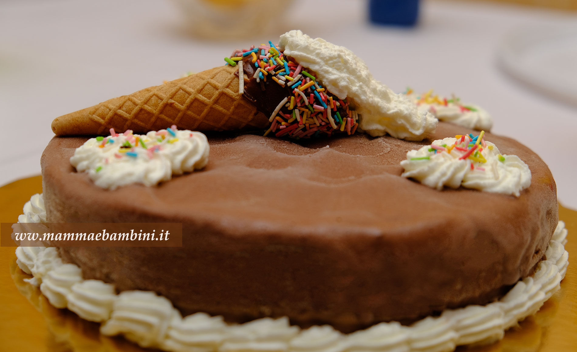 Preparare una torta gelato - Mamma e Bambini