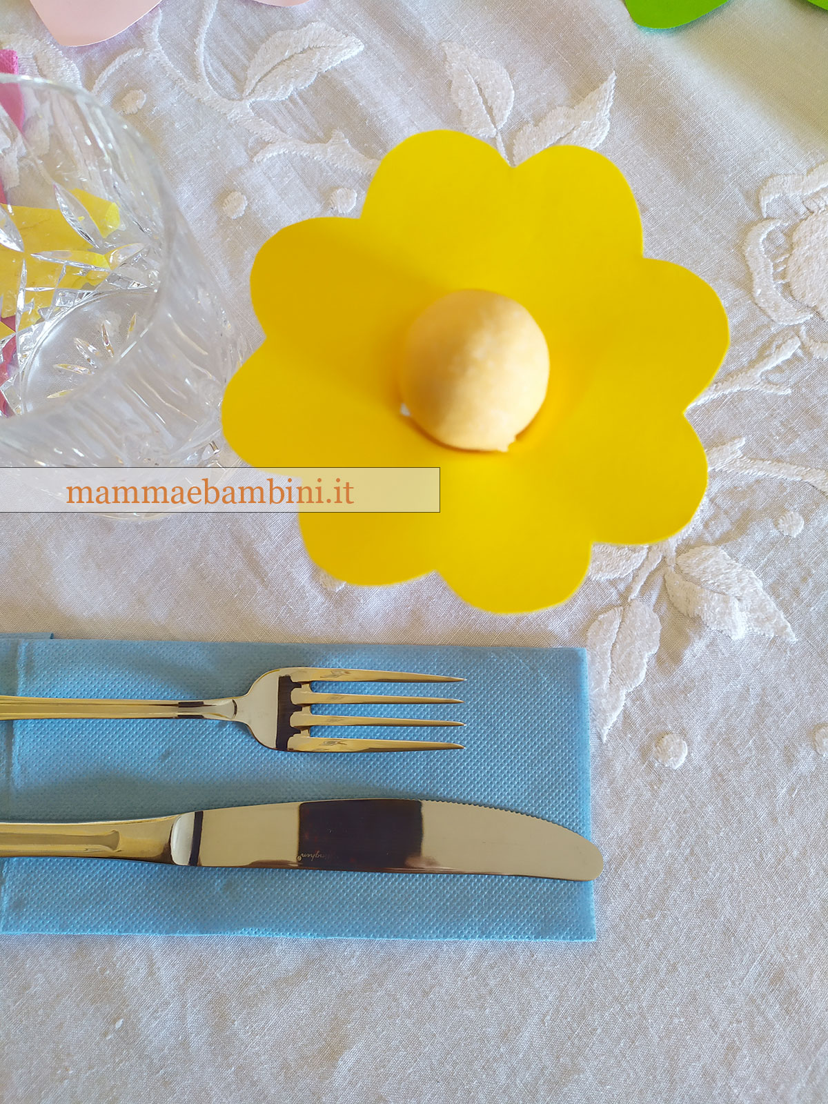 Segnaposto facile a fiore - Mamma e Bambini